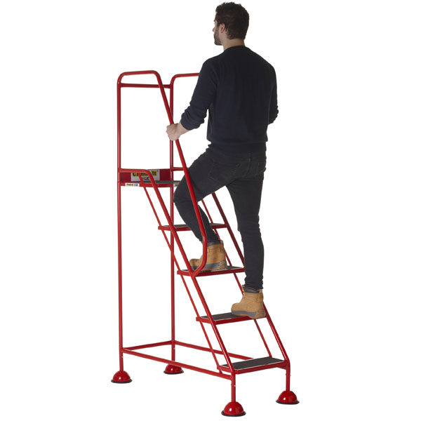 Climb-It Domed Feet Steps with Anti-Slip Treads | Plastor